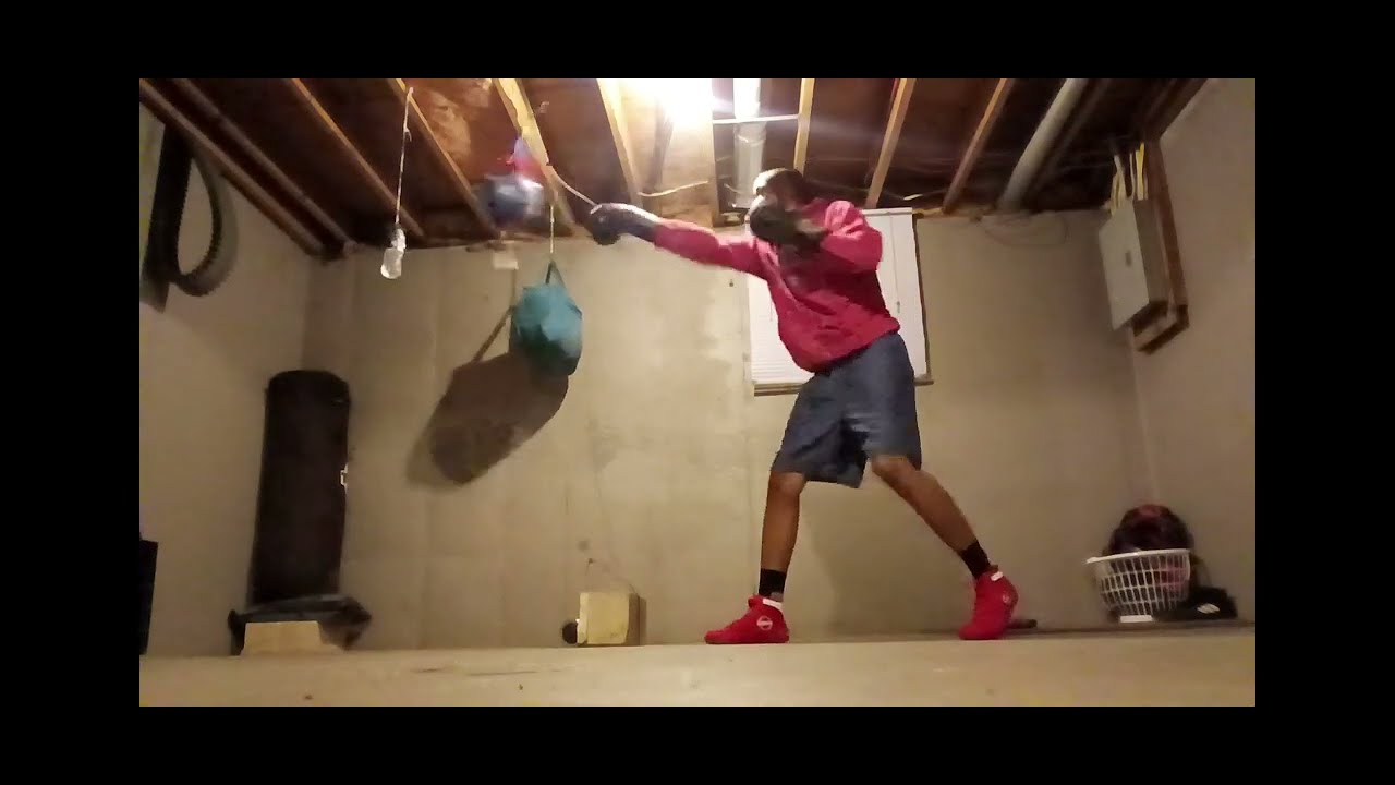 Homemade Gym: Boxing Training - Form & Technique (Southpaw) - YouTube