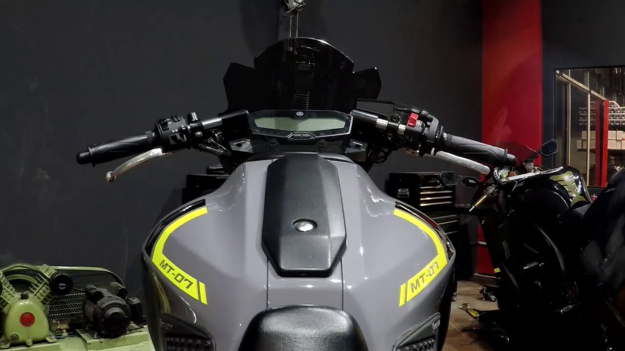 MT07 Racing Handle Bar - YouTube