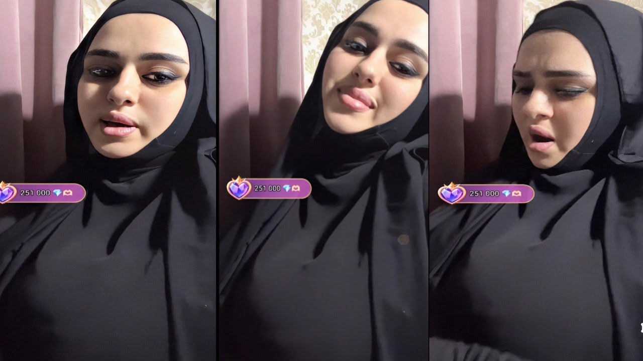 tango Hot girl Sitara wahab No bra - YouTube