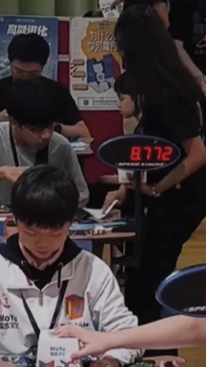 RUBIKS CUBE SPEEDRUN WORLD RECORD #shorts - YouTube