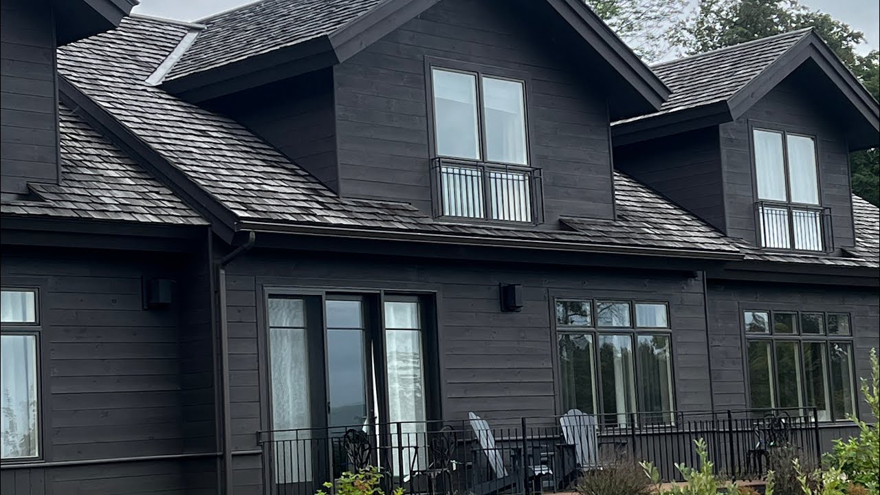 Von Trapp Family Lodge Villa Stowe | Video Walkthrough - YouTube
