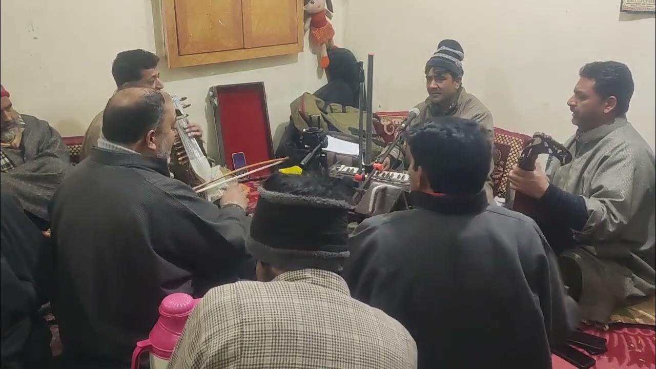 Kalam e mahamed khar singer farooq dar subscribe for more sufi kalaams like and share - YouTube