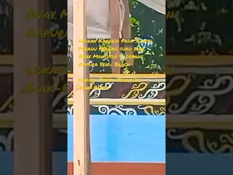 Ukiran Karerin pada Simbol Perahu Perang Suku Biak (Way Mansusu) T ...