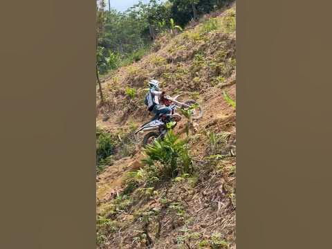 Tanjakan trisula hambalang - YouTube