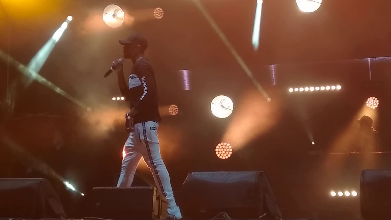 Dadju Live entier 2019 - YouTube