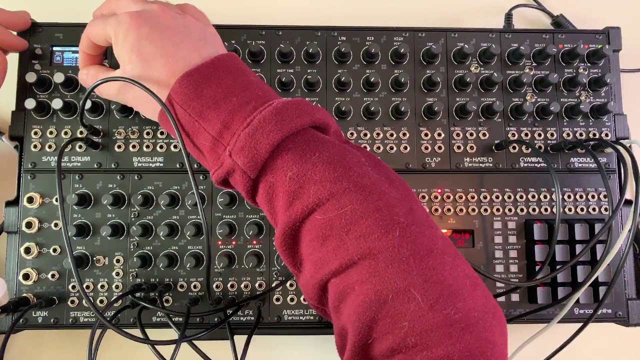 Erica Synths Techno System (Sample Drum) - YouTube
