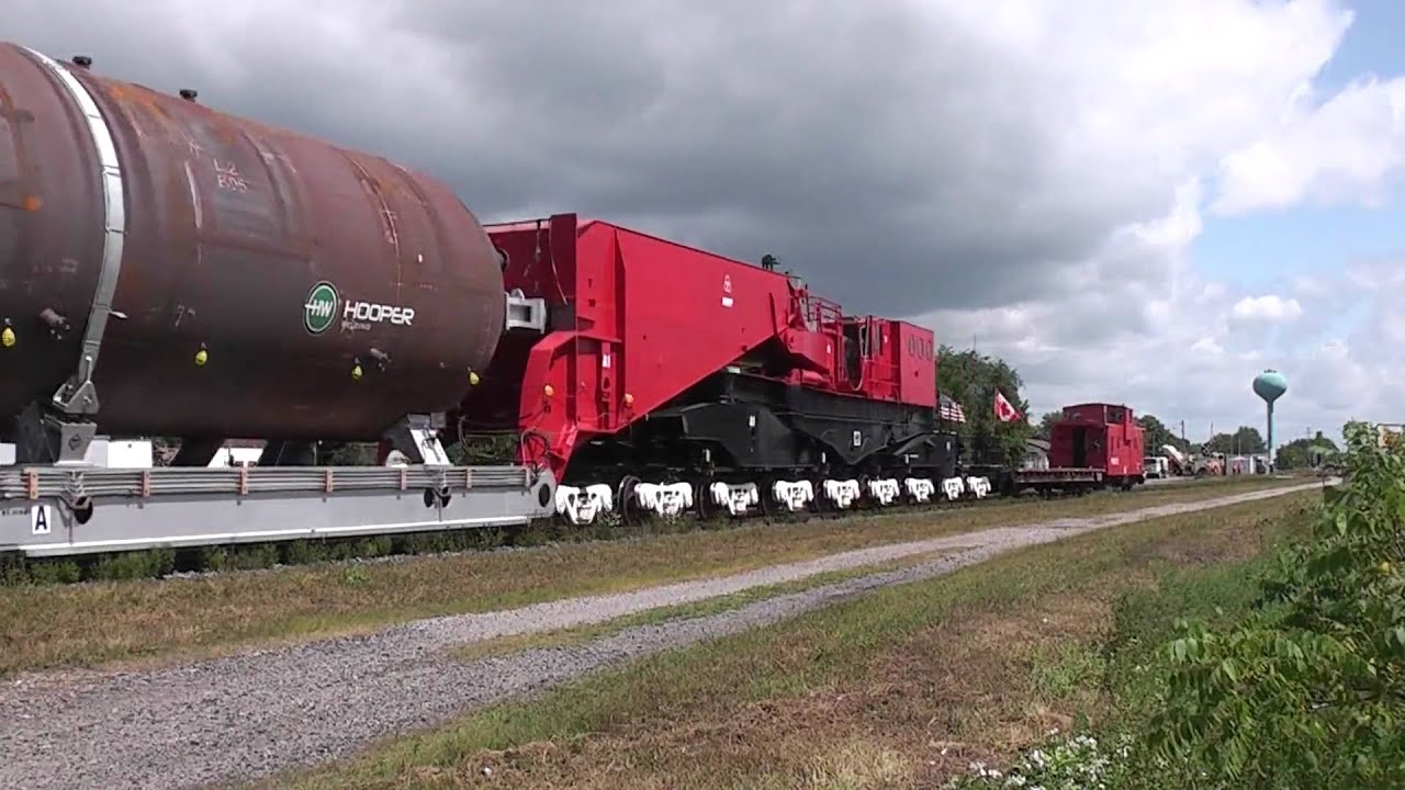 Must See!! CN 915 thru Strathroy hauling the Schnabel car. Aug 23 2010 ...