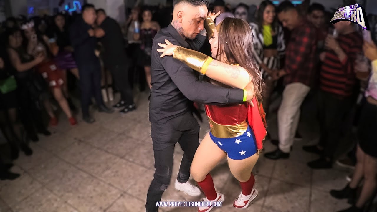 Con La Mano En El Tambor 😎 | Sonido Sensacion Barranco | 🎃 Halloween ...