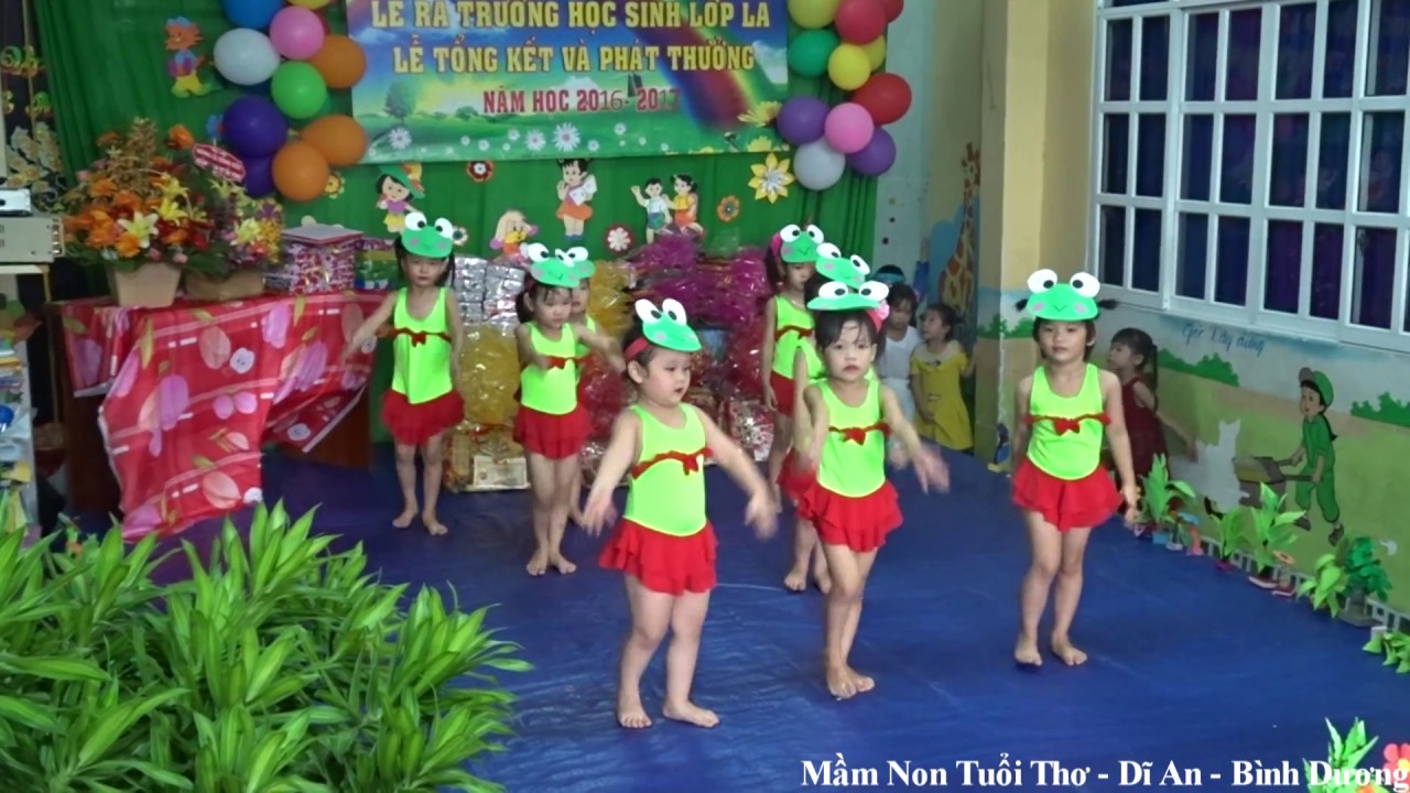 Chú Ếch Con - YouTube