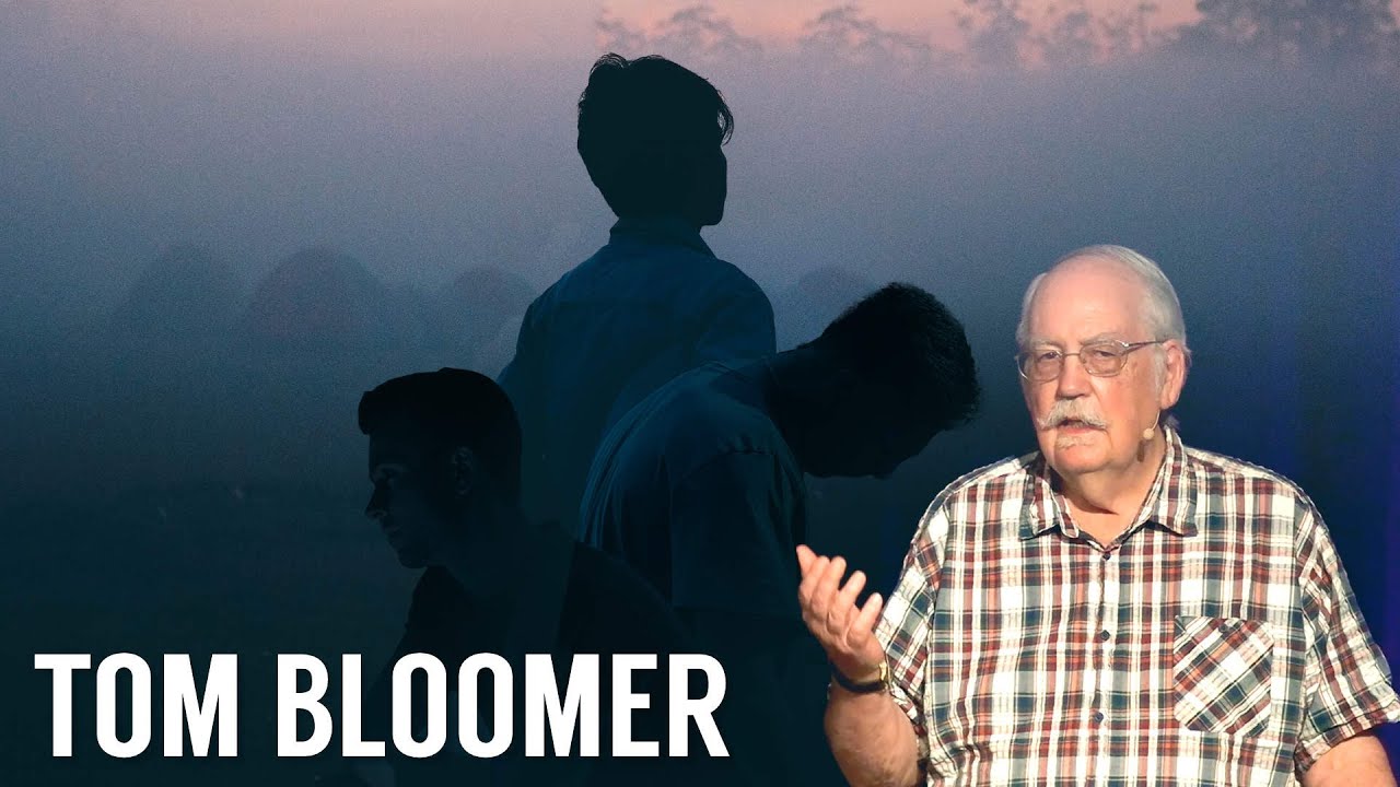 Tom Bloomer : Discerner 2023 : Chacun doit être à sa place - YouTube