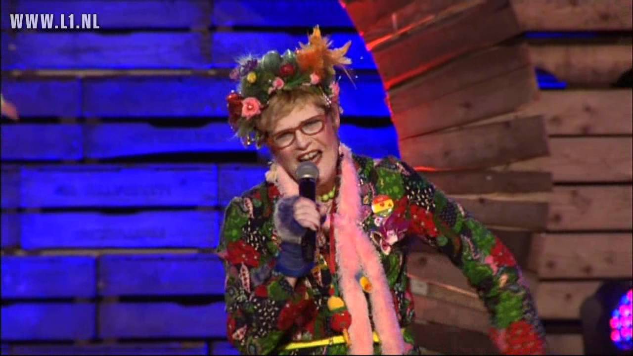 LVK 2012: July & de Muppe | Hoensbroek - D'r klooneman - YouTube