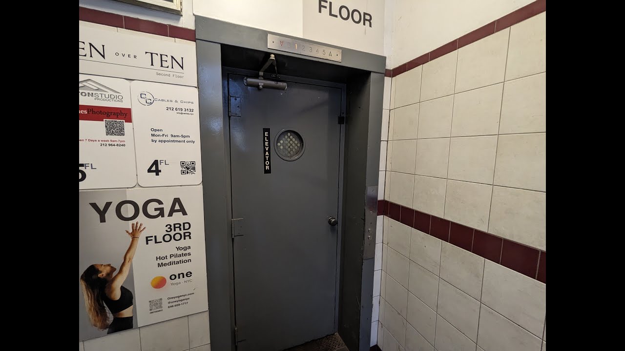Aufzug @ 121 Fulton St, New York, NY 10038, USA - YouTube