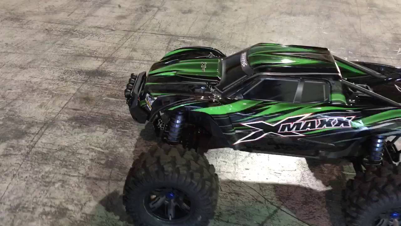Traxxas Xmaxx new body - YouTube