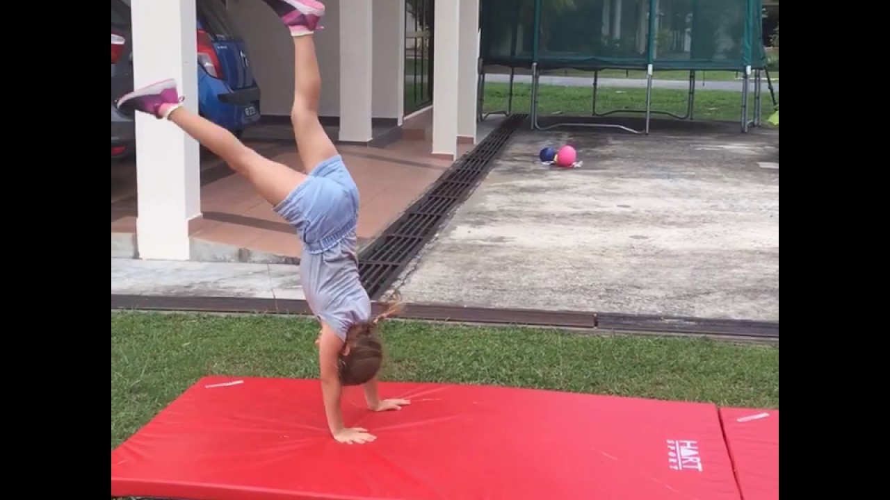 Movement from home - handstand - YouTube