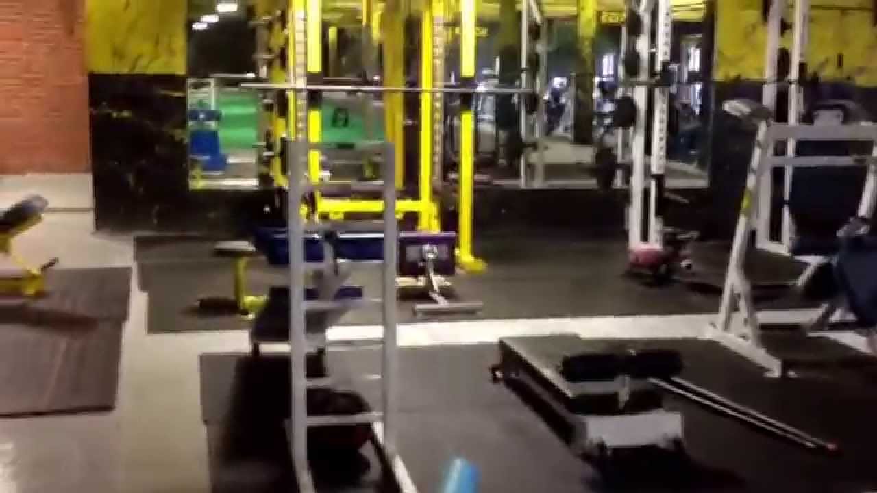 Quick video tour through Everybody's Gym in Chardon - YouTube