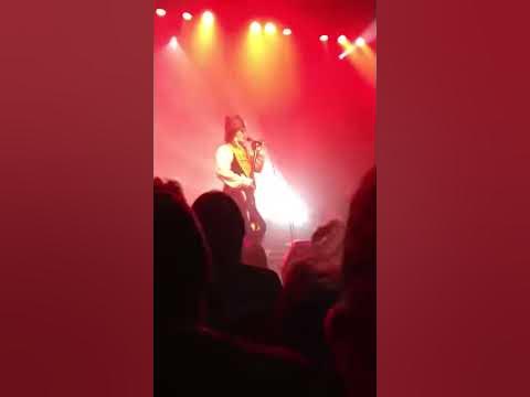 Adam Ant Stand and Deliver - YouTube