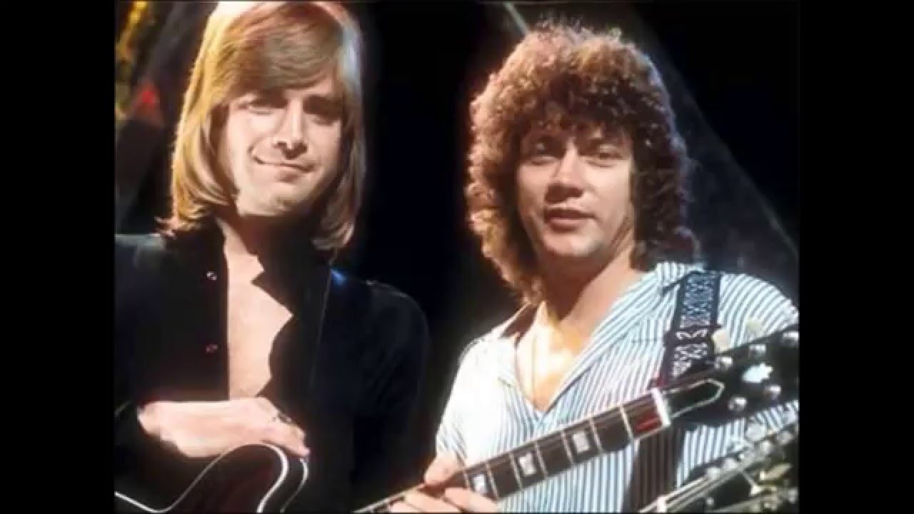 MY BROTHER - BLUE JAYS (JUSTIN HAYWARD & JOHN LODGE) Live At Lancaster ...