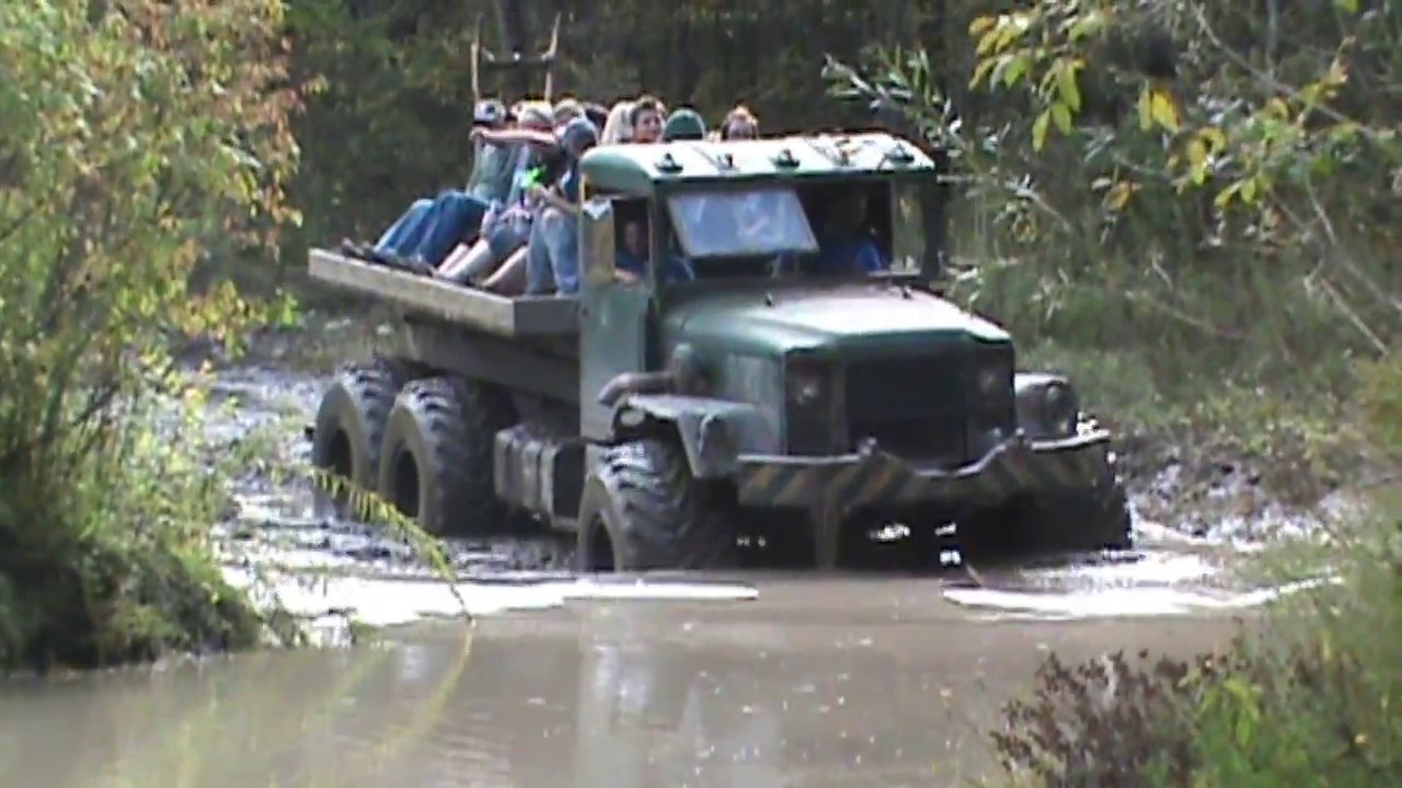 Friday 4X4 old school mud bog - YouTube