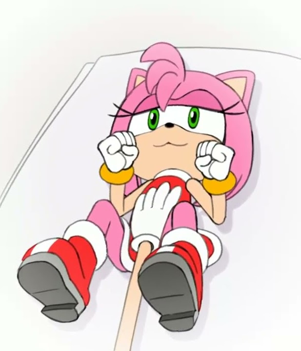 Amy Rose Belly