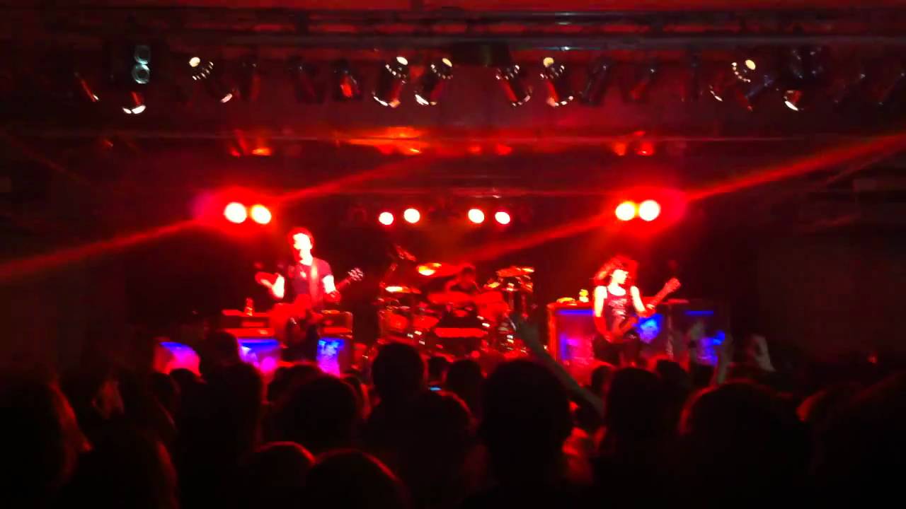 Sick Puppies - Riptide Live Peoria Illinois - YouTube