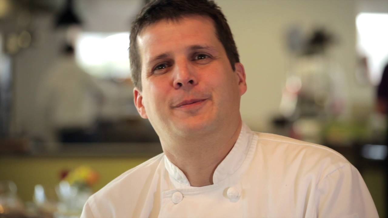 Rob Rees talks about the amazing Star Bistro - YouTube