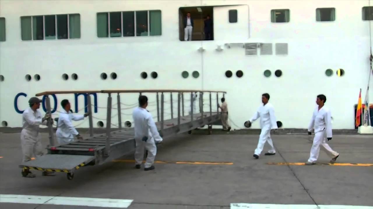 Thomson Spirit / Island Escape Cruise 2011 - YouTube