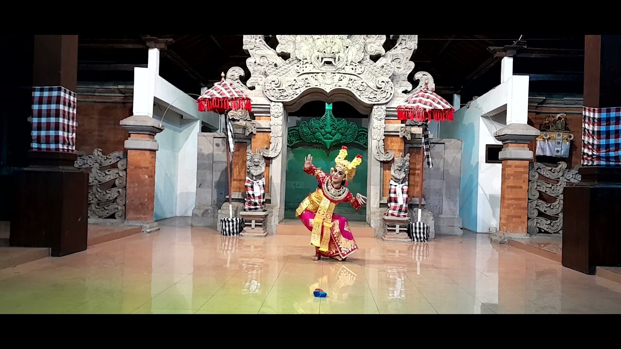 Tari Condong Legong - YouTube