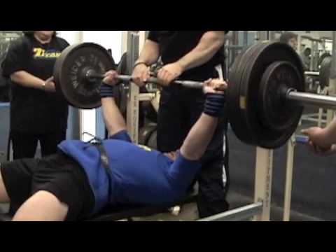 385 pound / 175 kilogram bench press 3-24-09 - YouTube