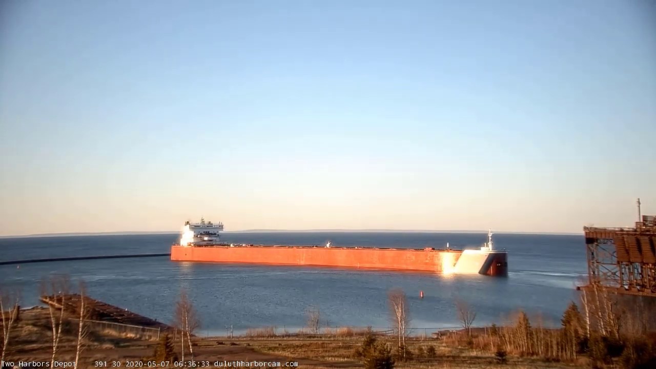 Arthur M Anderson departed, Edgar B Speer arrived Two Harbors 5/7/2020 ...