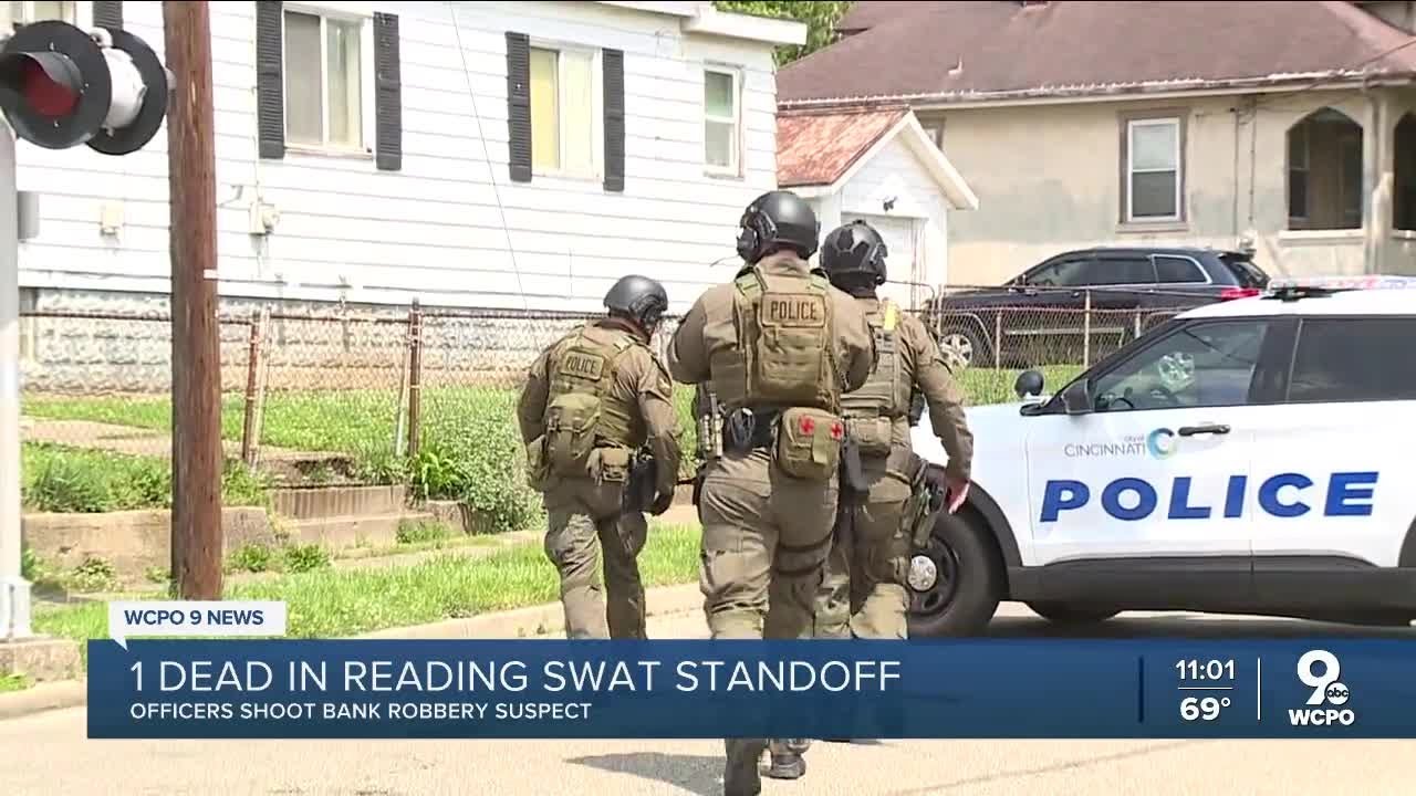 1 dead after officer shoots man in SWAT standoff - YouTube