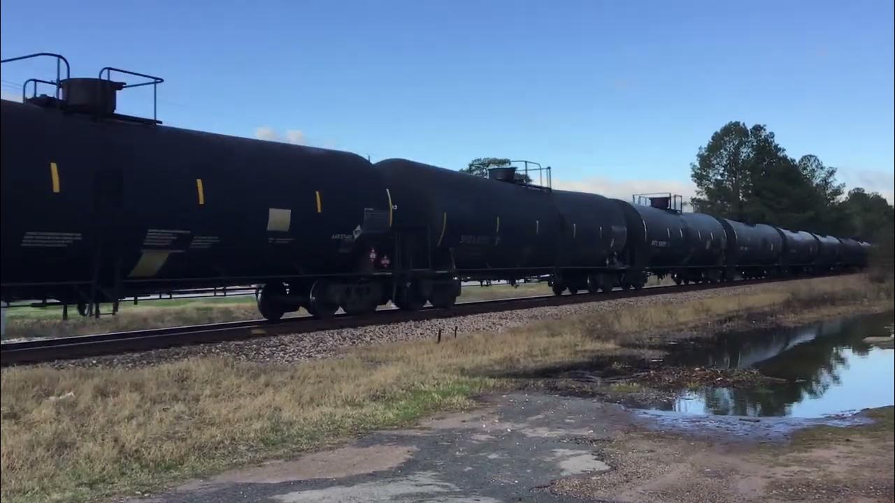 UP 7436 Leads Oil Tank DPU Magnolia,Tx - YouTube