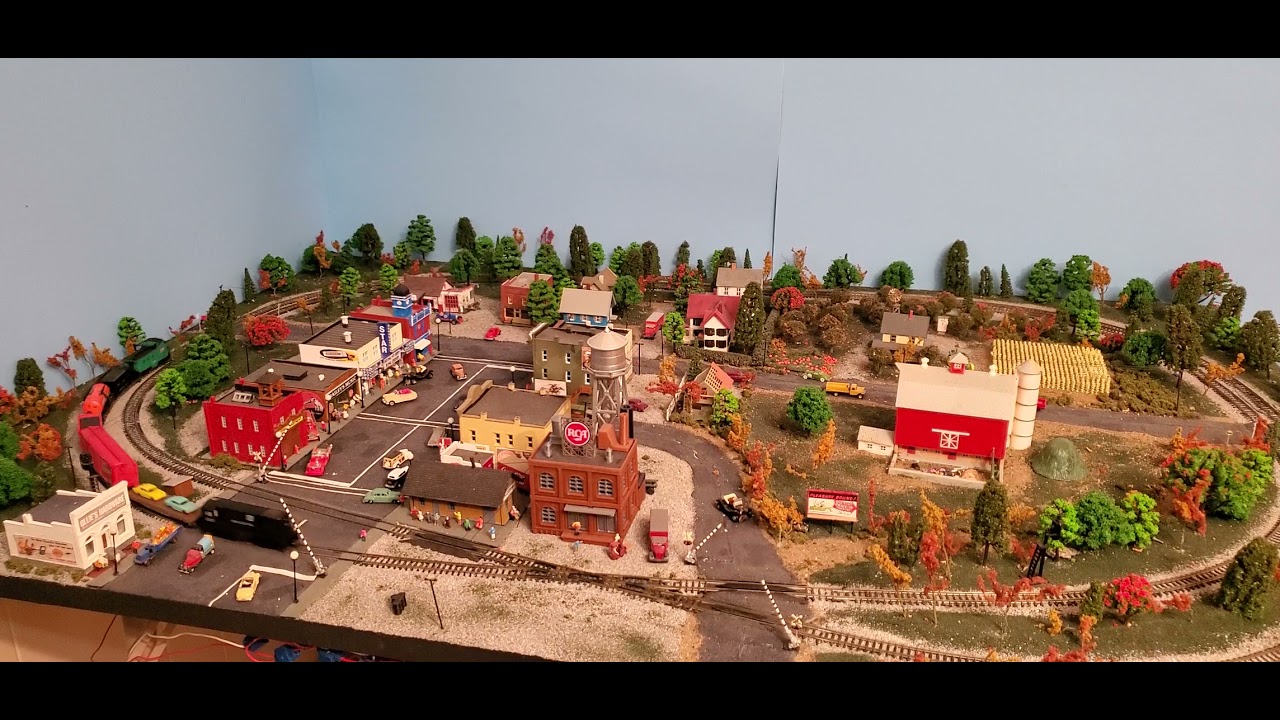 N scale layout 3x4 foot - YouTube