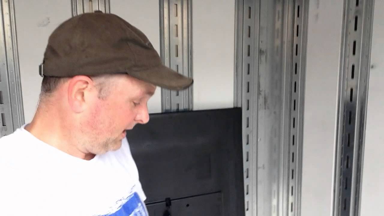 The first two items in the U-Pack relocation cube - YouTube