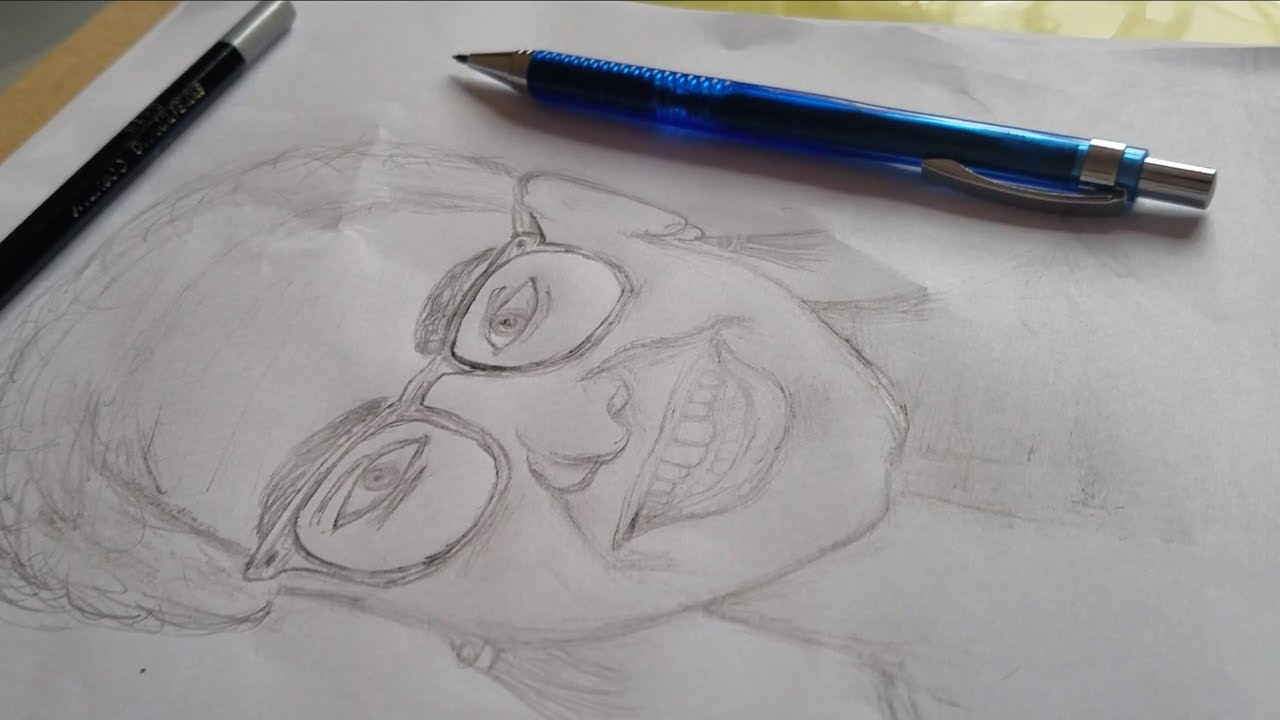 TRIED TO DRAW MAXINE || HIT OR MISS? - YouTube