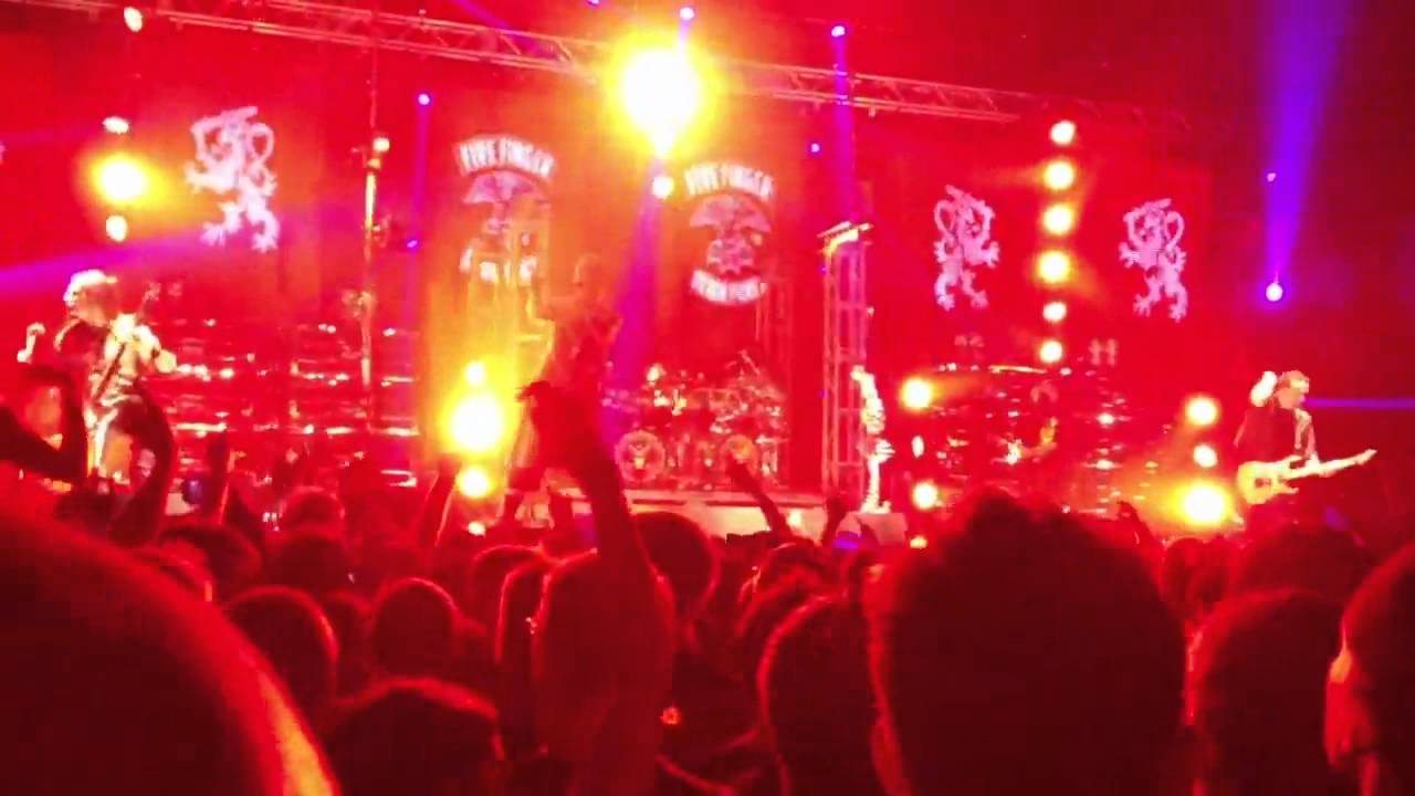 Five Finger Death Punch - The Bleeding (Live) - YouTube