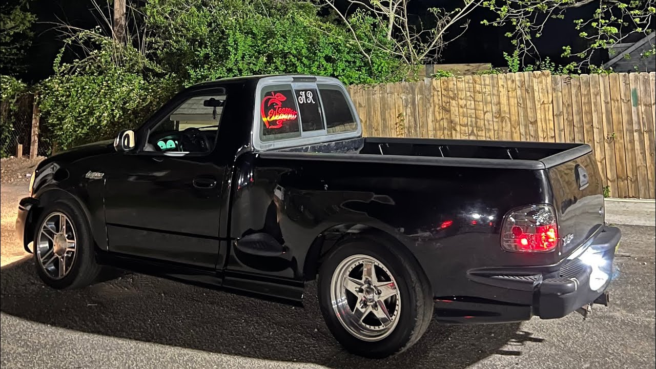 MY NEW FORD SVT LIGHTNING - YouTube