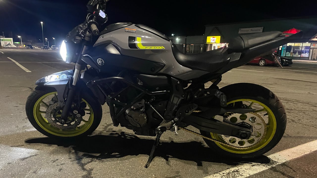 2016 Yamaha FZ-07 stunt build (New Sprocket and Chain!) - YouTube