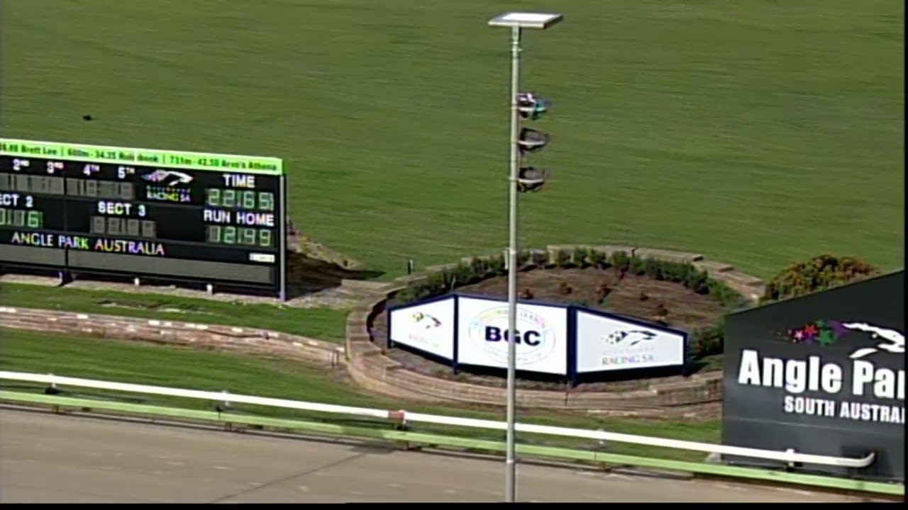 Angle-Park-08082018-Race-1 - YouTube