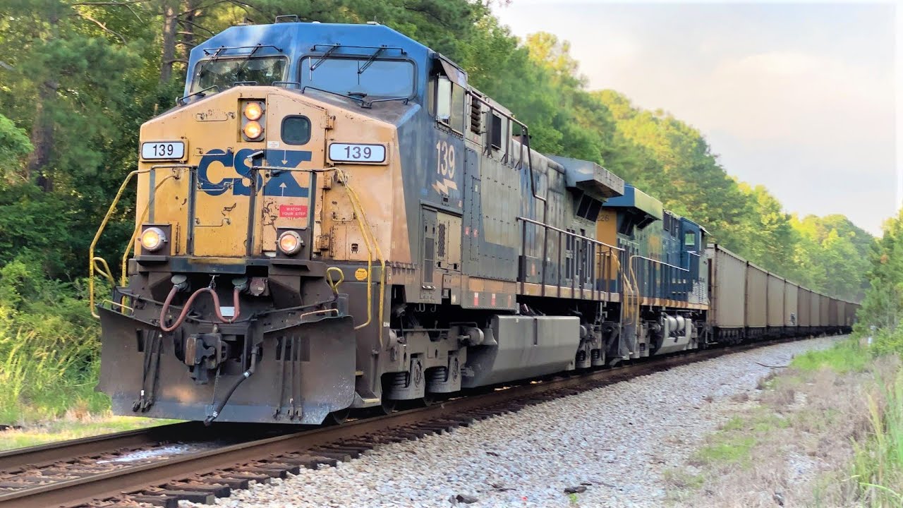 CSX 139 Leads C318 - YouTube