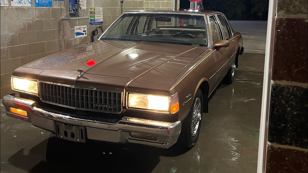 Road trip in my 1986 box Chevy - YouTube