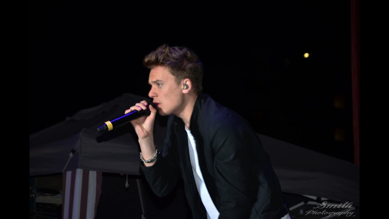 Conor Maynard - R U Crazy (live at Coca Cola Happy Energy Tour Sofia ...