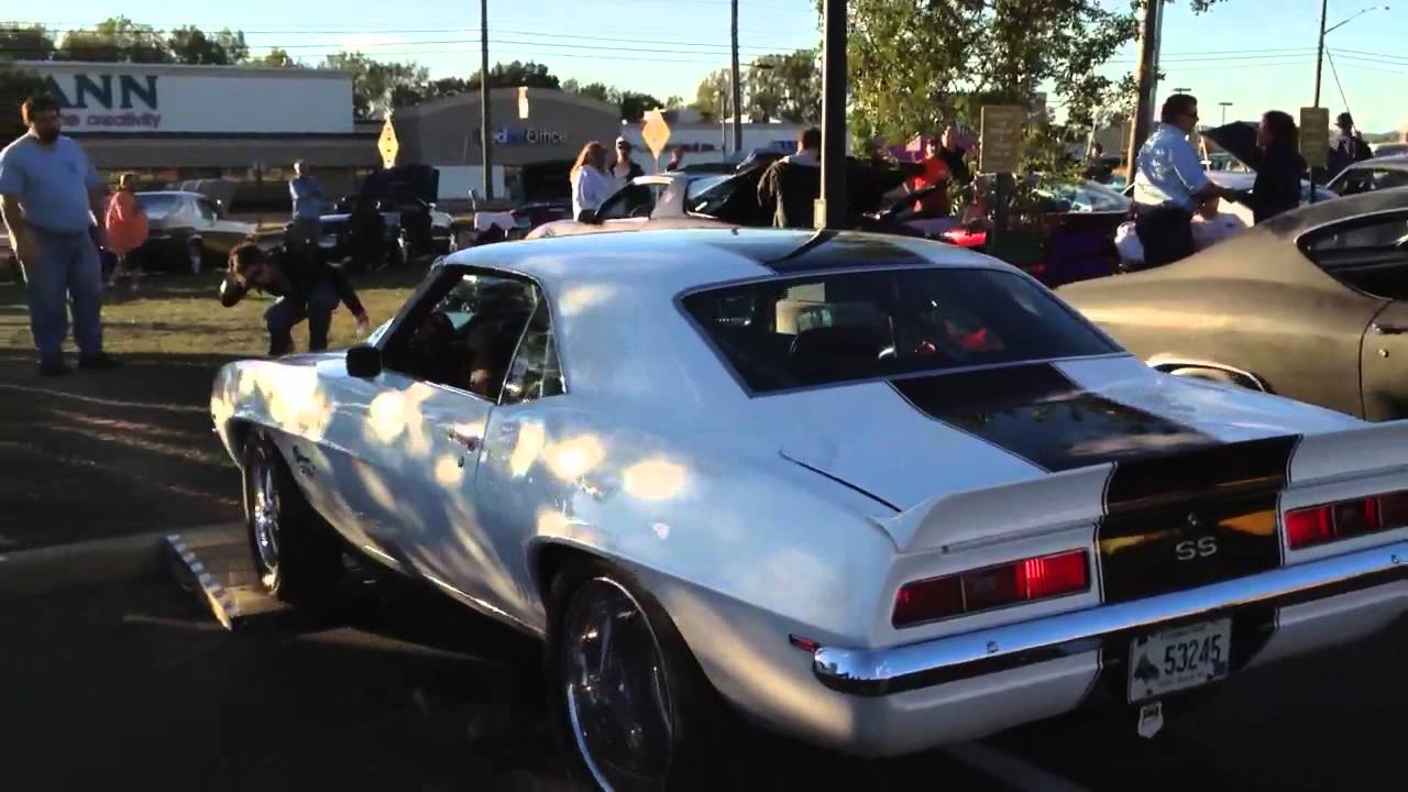 Cruiser night Berlin turnpike Chevy SS - YouTube