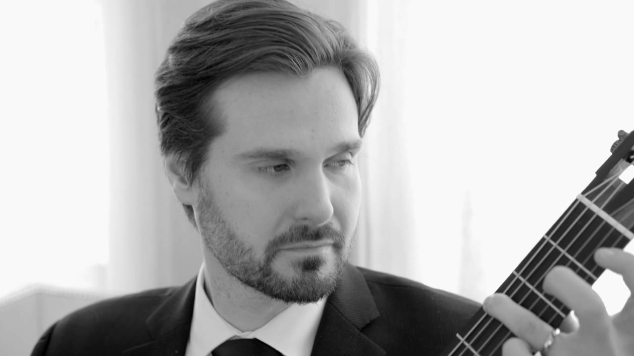 Eric Cecil: Prelude in C major BWV 846 - J.S. Bach - YouTube