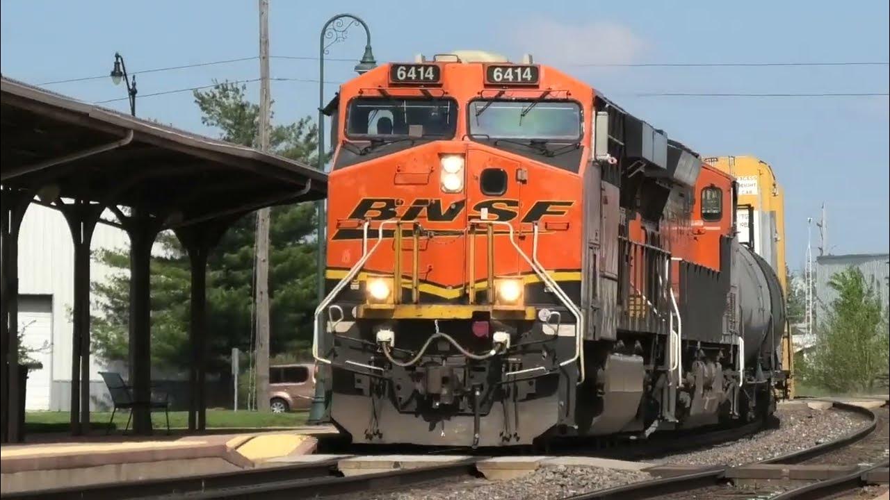 BNSF 6414 West in Princeton, IL 5/6/24 - YouTube