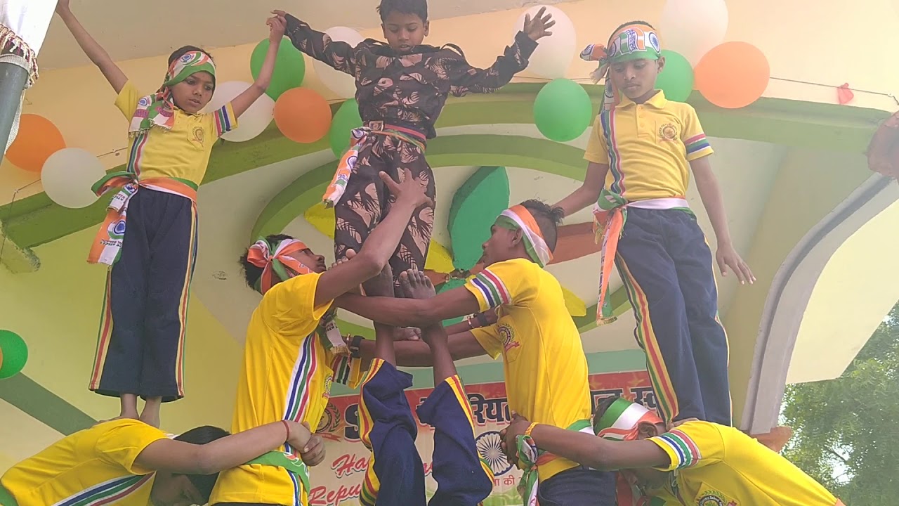 Pyramid Dance performance S. P MEMORIAL CONVENT SCHOOL - YouTube