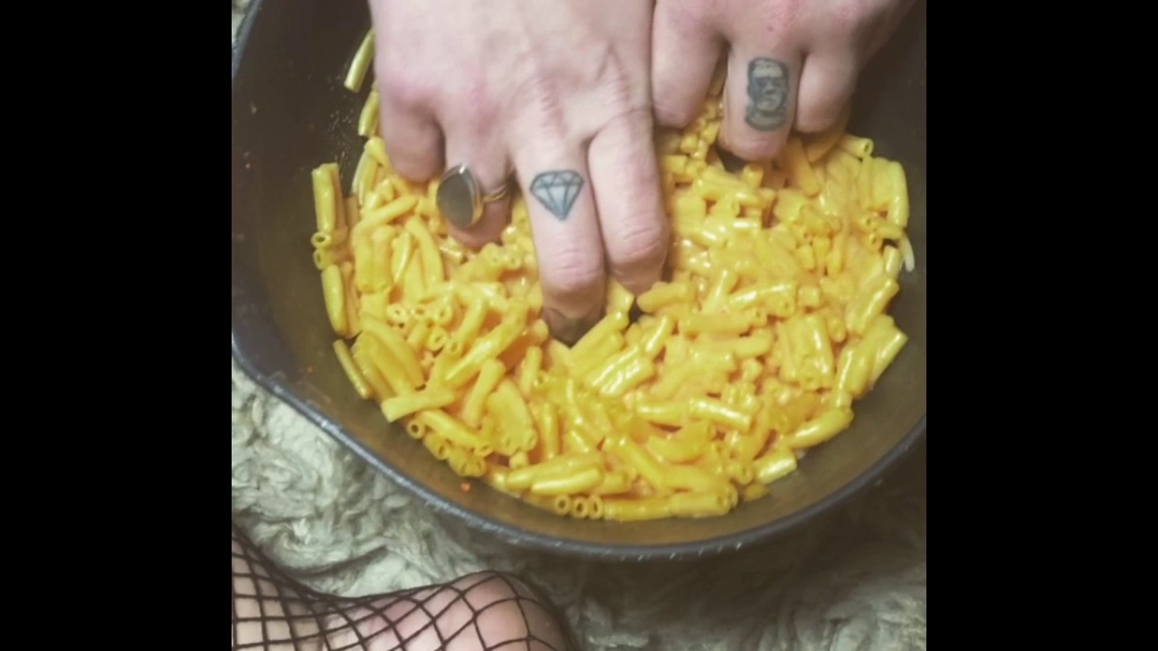 Fingering macaroni - YouTube