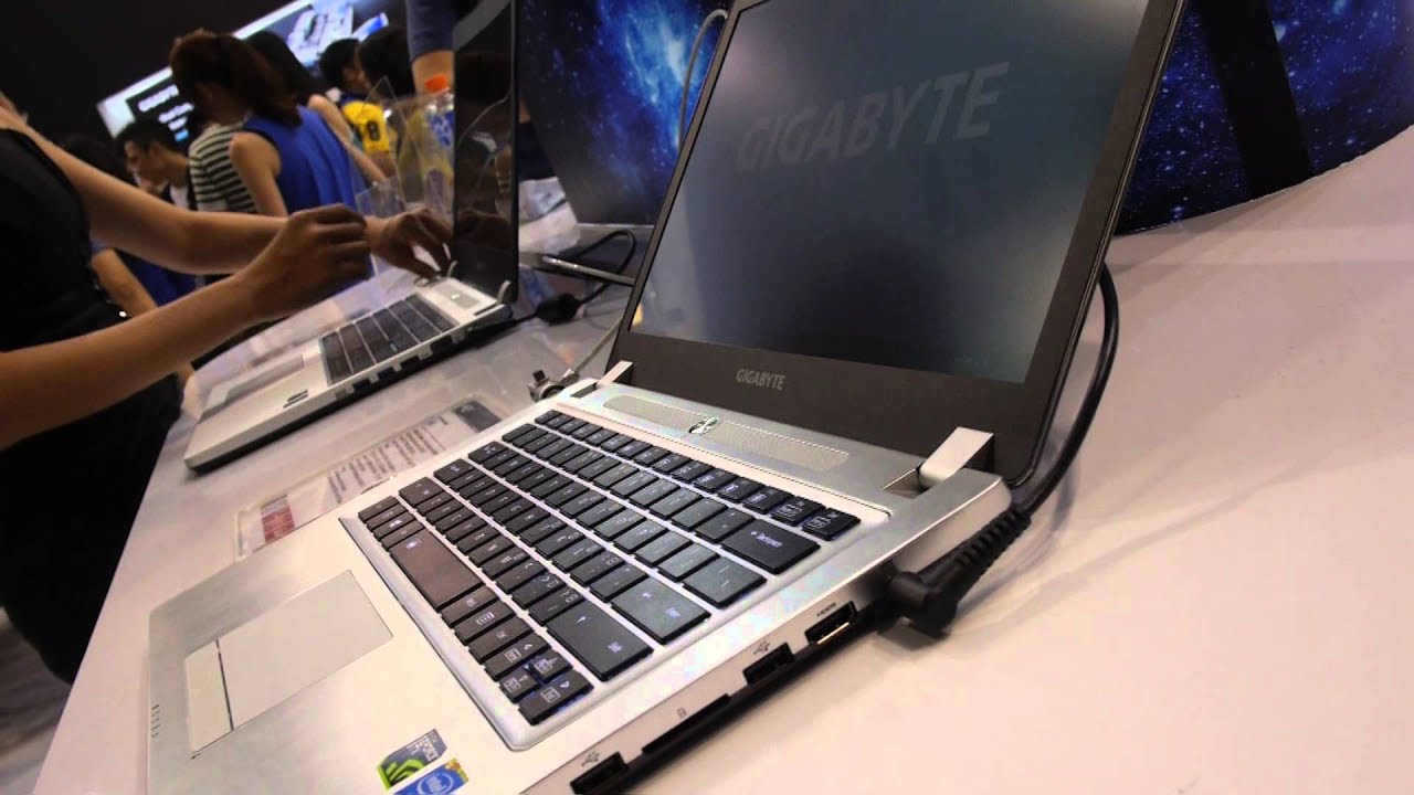 Gigabyte P34 Notebook im Hands On [Deutsch] - YouTube