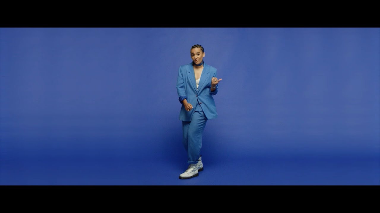 OKENYO - Buckle Up (OFFICIAL VIDEO) - YouTube