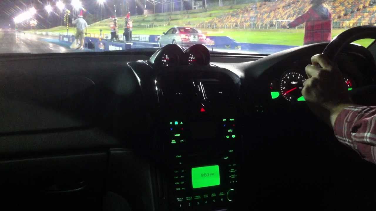 HSV VZ Senator Drag Racing Runs 12.8 @ 170kph - YouTube