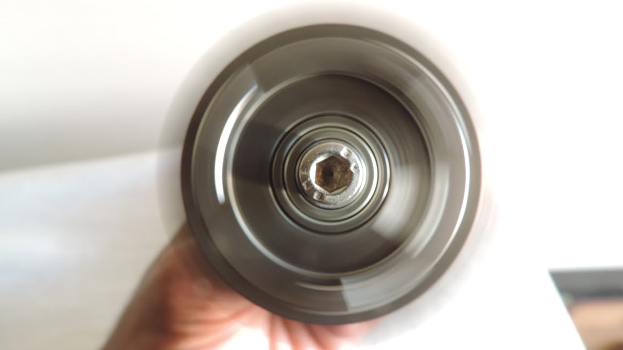 DC motor spinning a Gear at High RPM - YouTube
